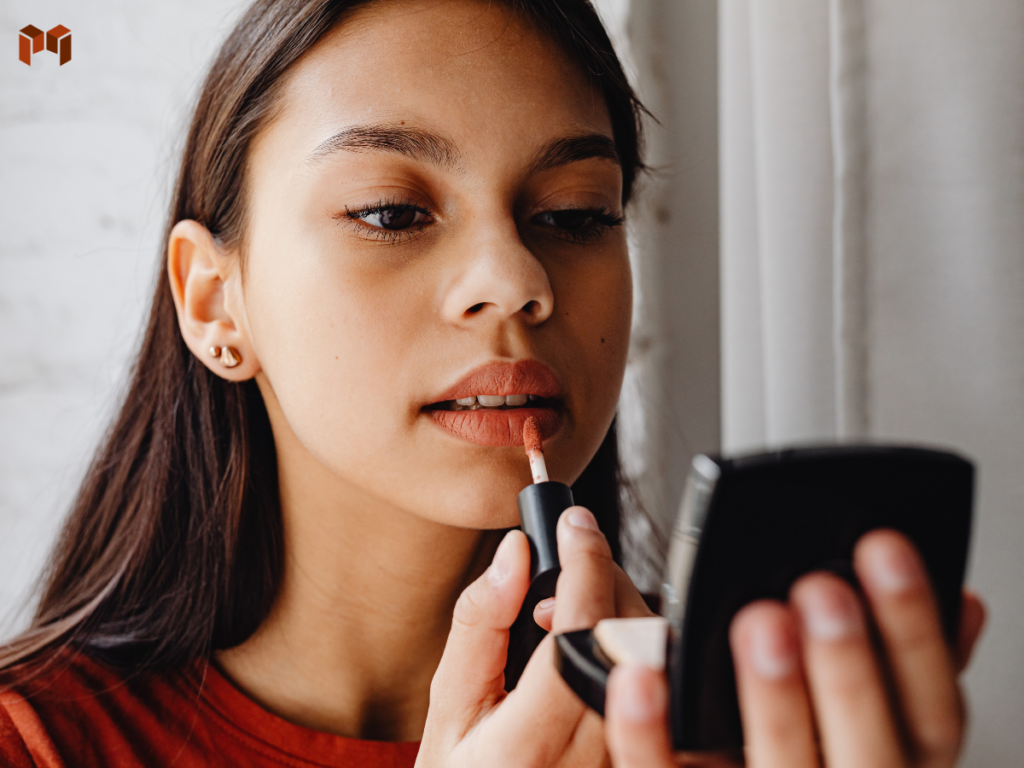 Urutan Pemakaian Makeup yang Benar Bagi Para Pemula